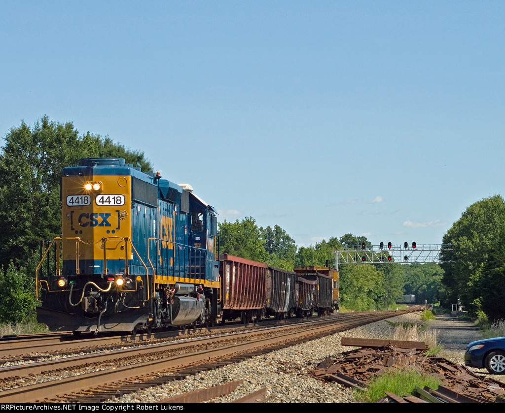 CSX 4418 lead W993